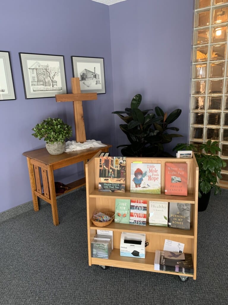 Are church libraries worth saving? | Christian Courier